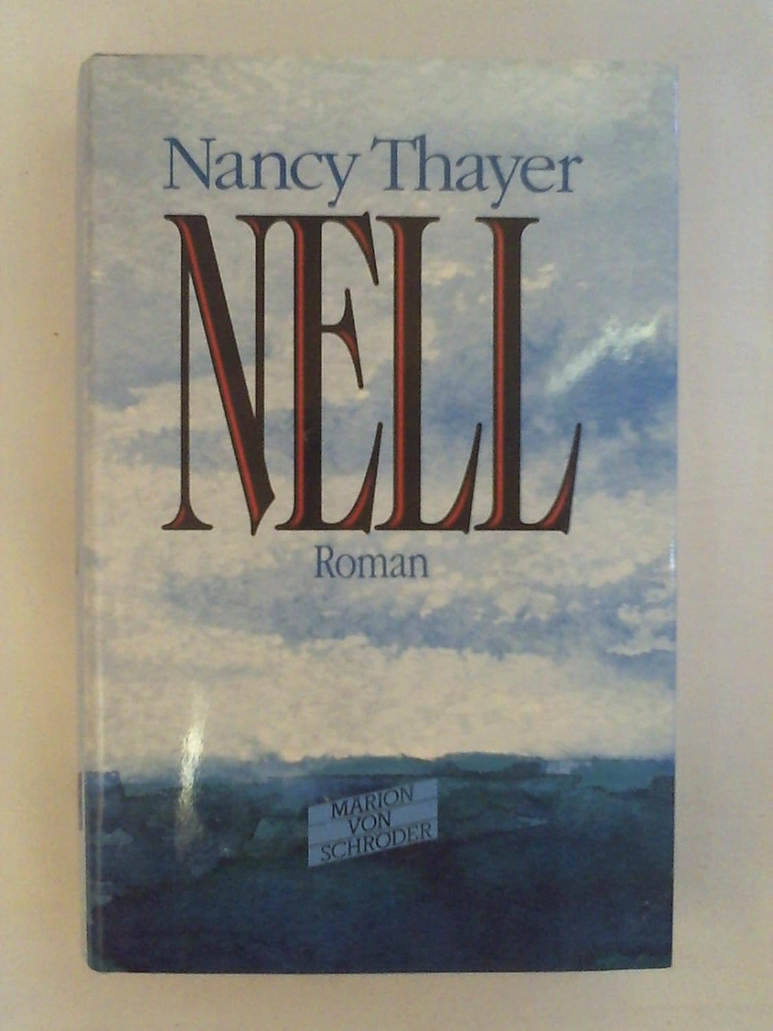 Amazon.co.jp: Nell : Thayer, Nancy: 本