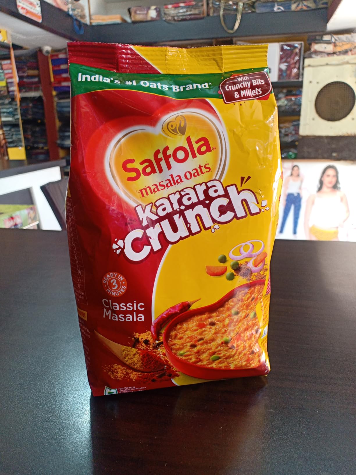 Saffola Masala Oats Karara Crunch, Tasty Evening Snack, Classic Masala ...