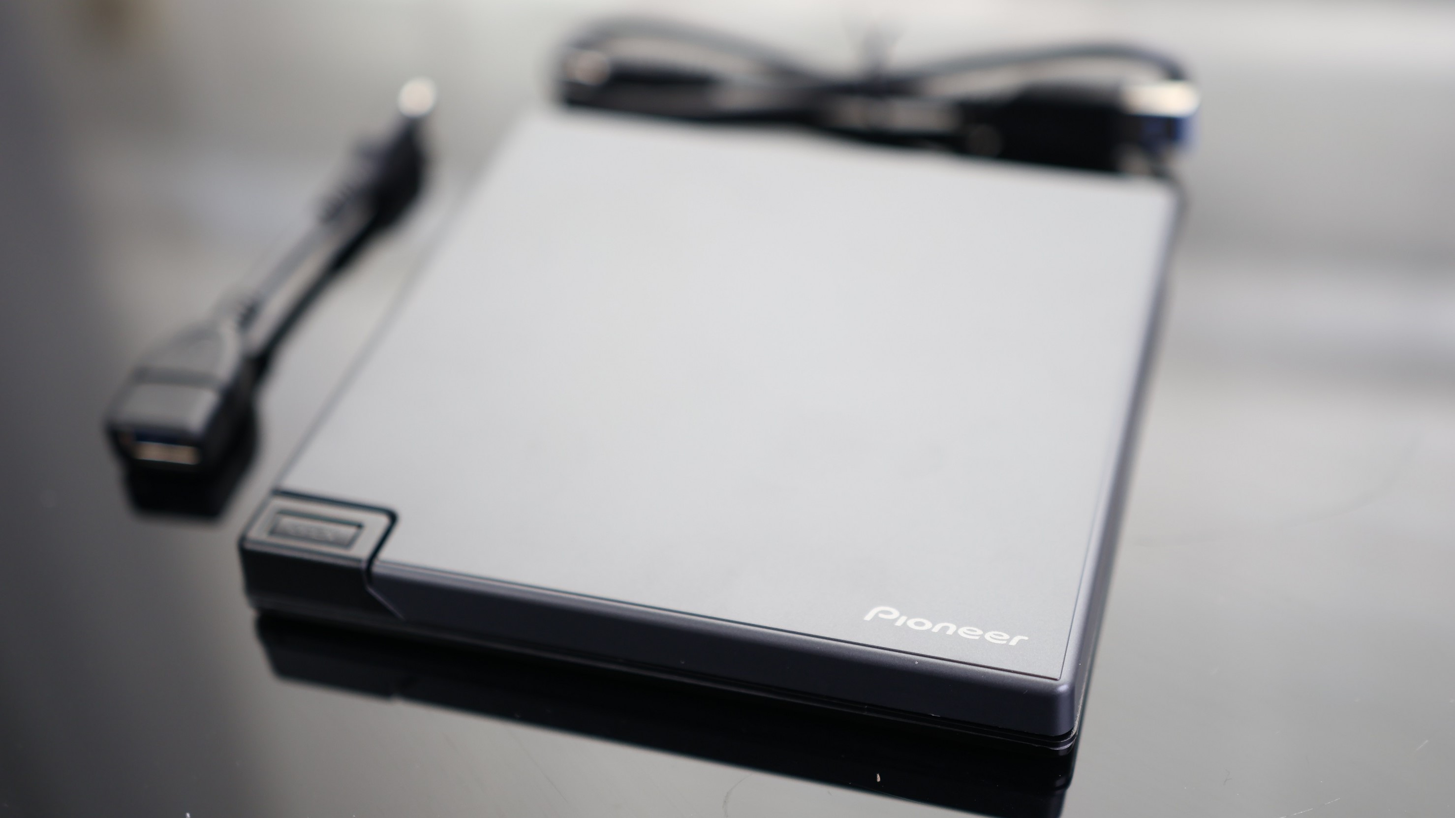 Watch Taking A Look At The PIONEER USB-C Blue Ray Writer BDR-XD08B on ...