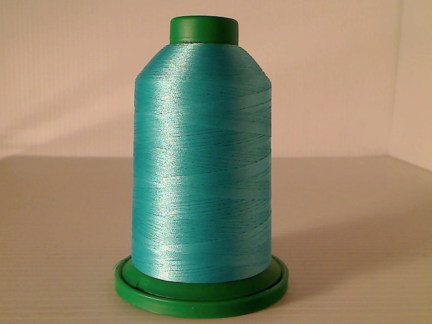 Amazon.com: Isacord Embroidery Thread 1000M 40W POLY 4220 : Arts ...