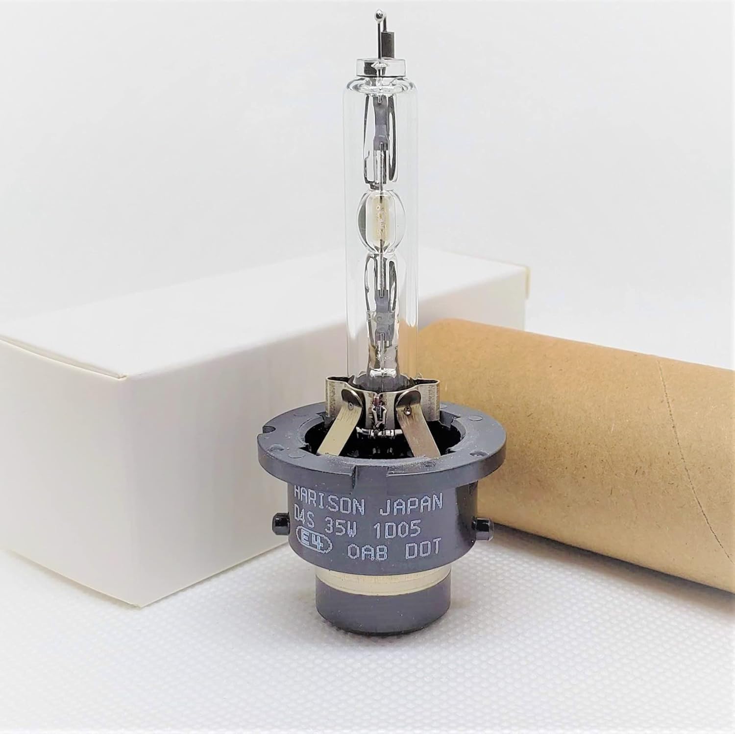 Amazon.com: GENUINE OEM! Harison Toshiba D4S Xenon BULBS HID HEAD LIGHT ...