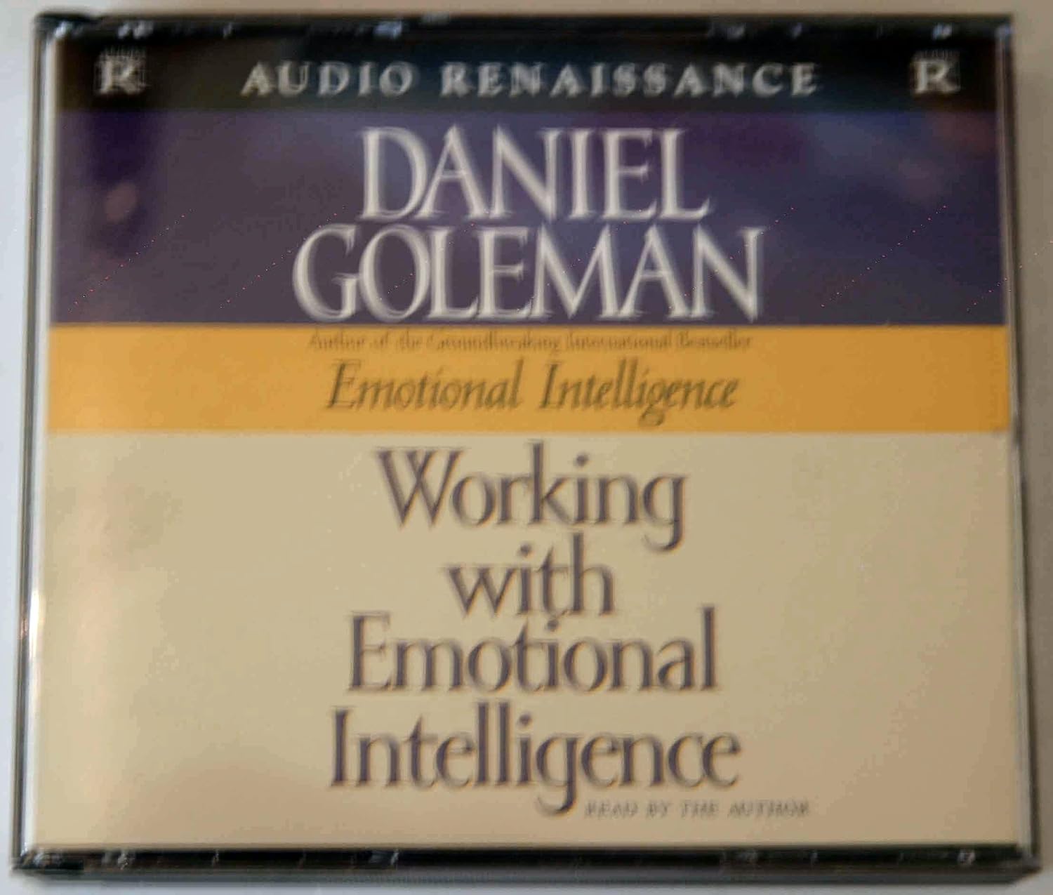Working with Emotional Intelligence: Amazon.com.br: CD e Vinil