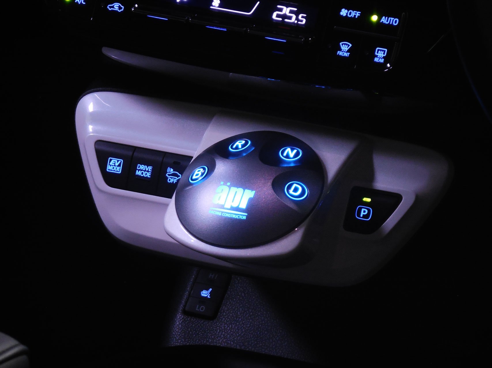 Amazon.co.jp: APR Electric Shift Switch 7 ESS-7 Prius ZVW50 ZVW51 ZVW55 ...