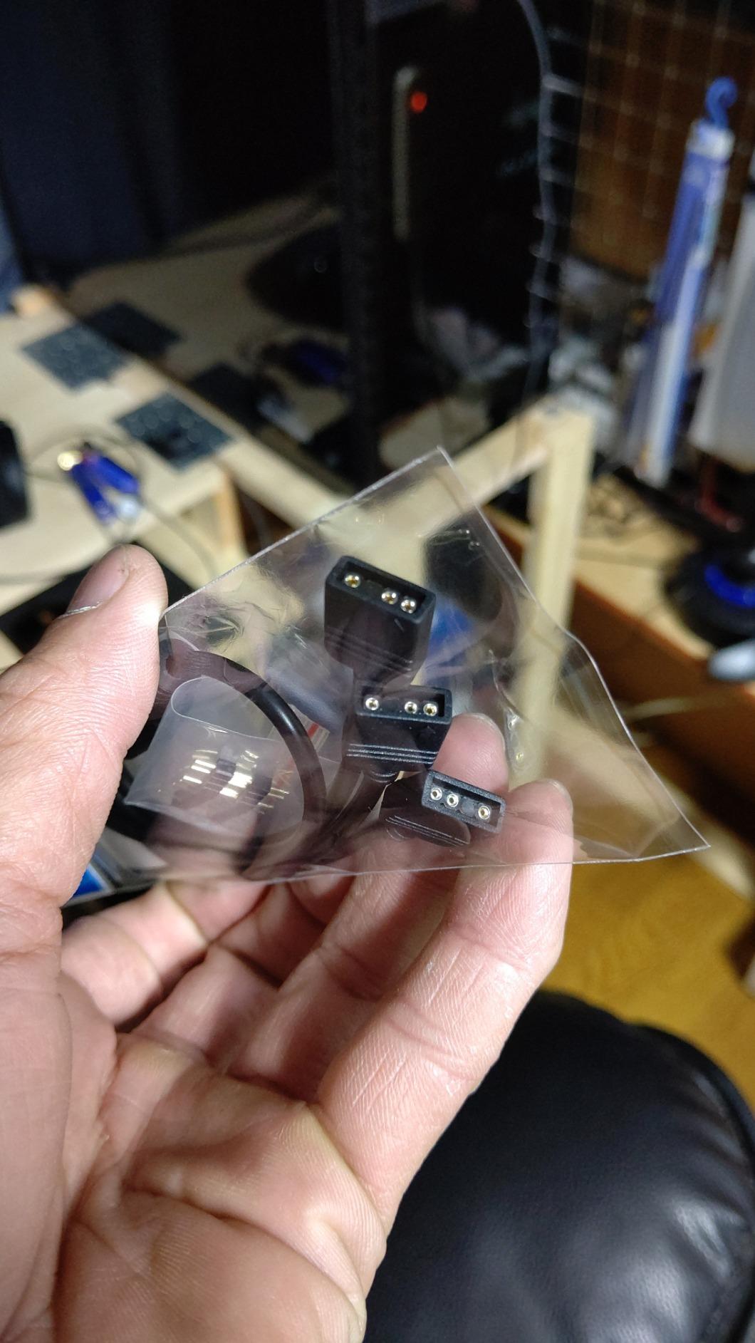 Amazon | アイネックス(AINEX) アドレサブルLED用3分岐ケーブル 30cm RLD-SPLITD3A | アイネックス(AINEX) | 電源ケーブル 通販