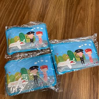 Amazon.co.jp: Emirates Business Class Baby Set : Toys & Games