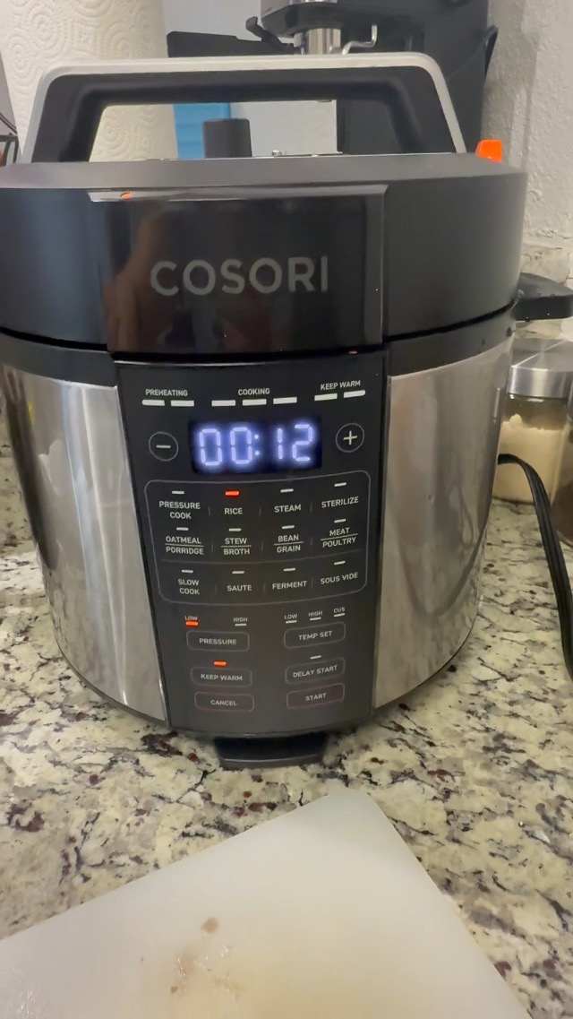 Watch Easy Cooking with COSORI Pressure Cooker on Amazon Live