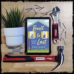 Amazon.com: Built to Last: 9781250827098: Hahn, Erin: Books