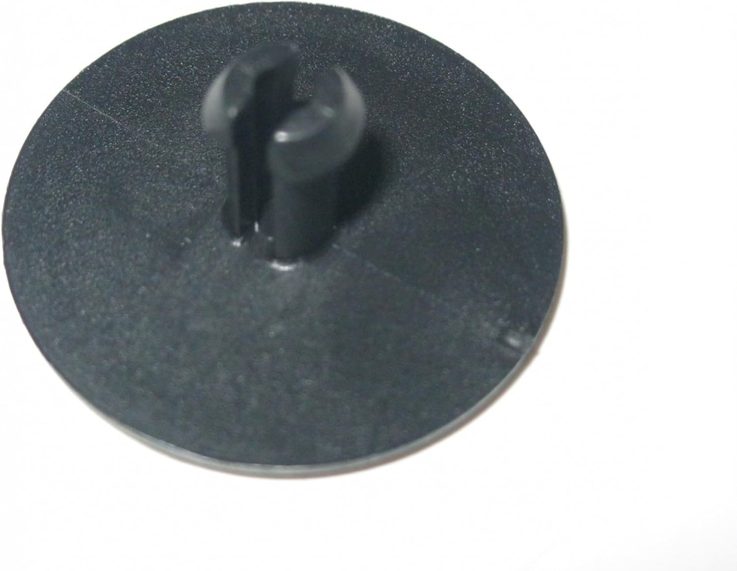 Amazon.co.jp: BMW E46 E60 Boot Trunk Floor Strap Clip Rivet 8256162 ...