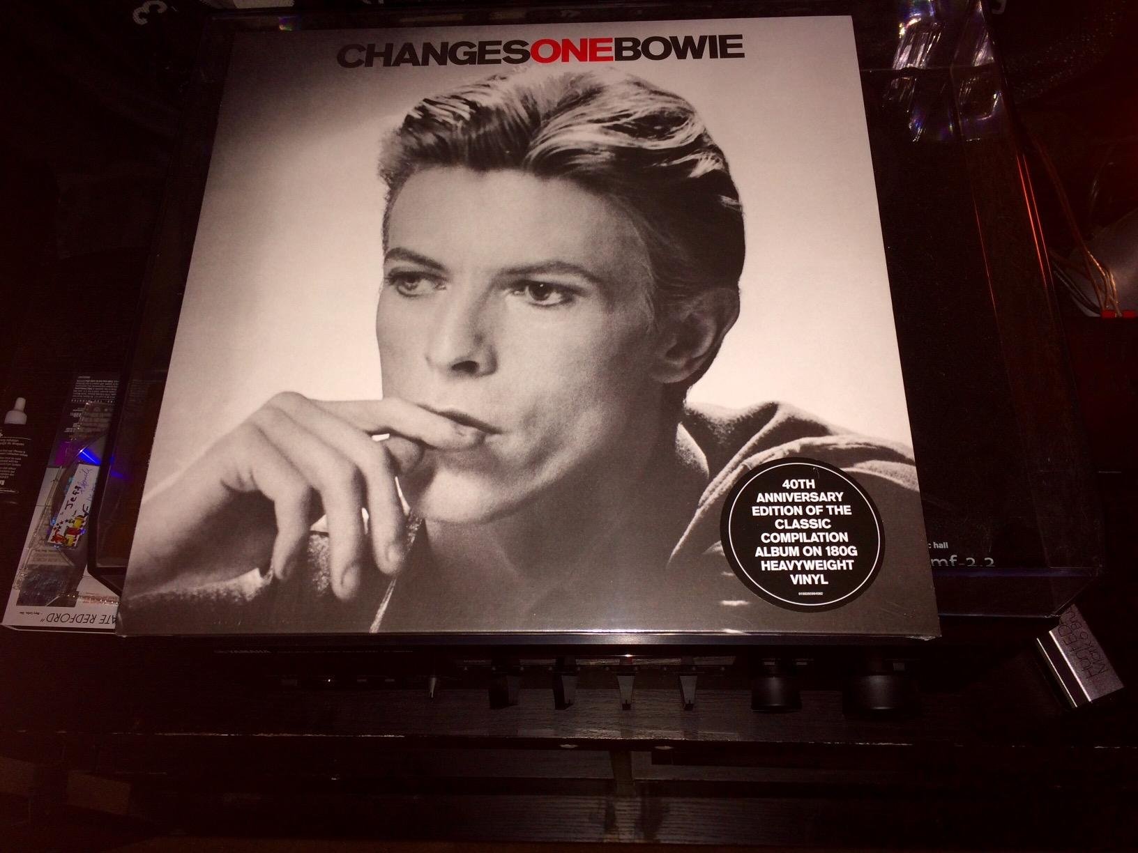 Amazon.com: ChangesOneBowie: CDs & Vinyl