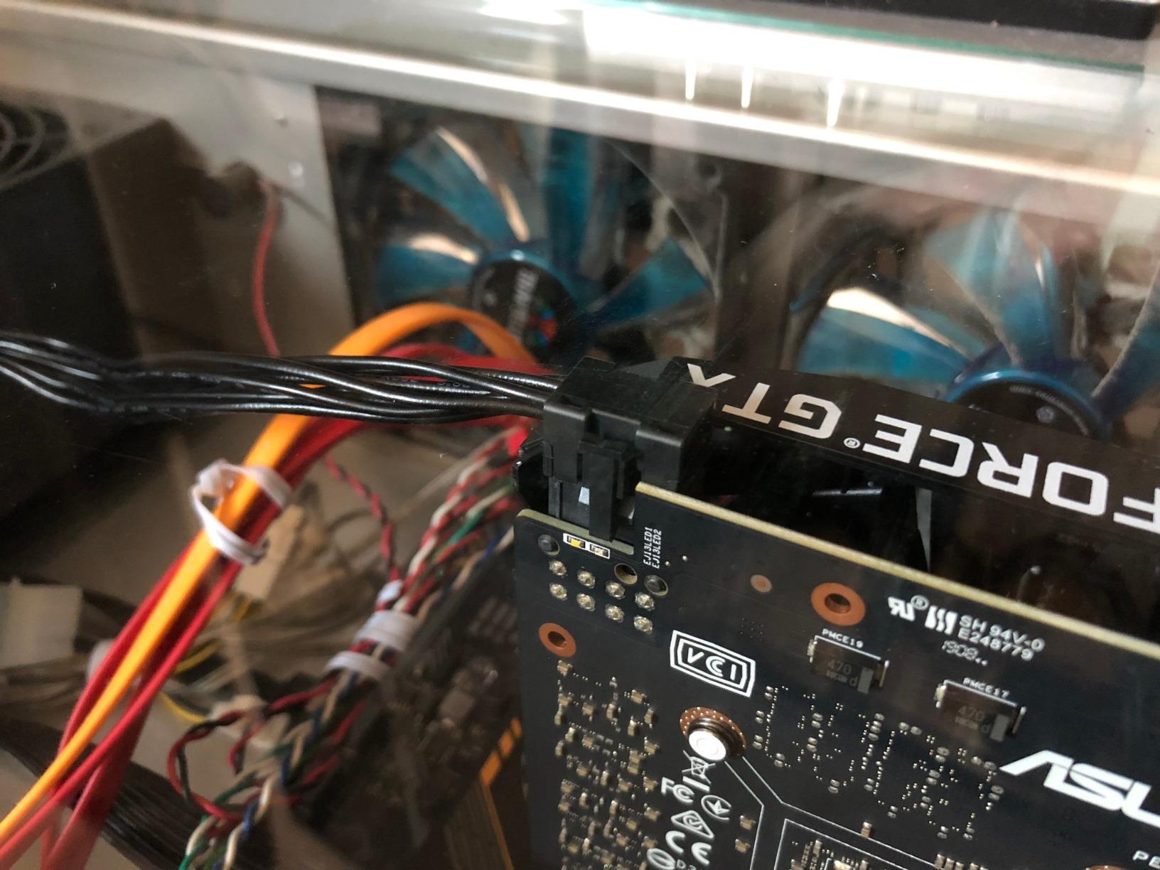 Amazon.co.jp: アイネックス(AINEX) PCI Express用 電源延長ケーブル 下L型 15cm PX-008L : パソコン・周辺機器