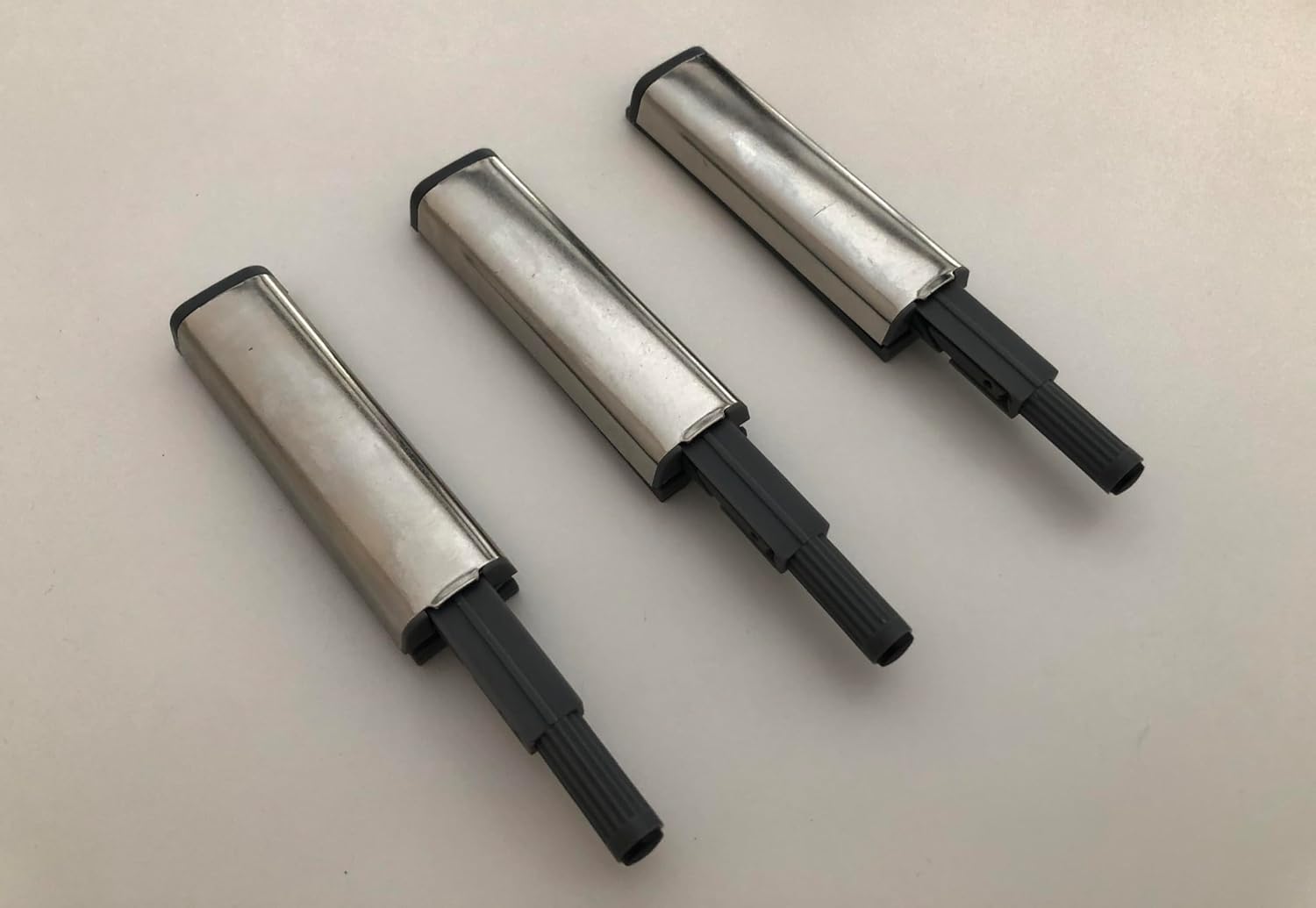 NELI Set of 3 Pressure Door Openers (Door Damper) for Cabinet Doors and ...