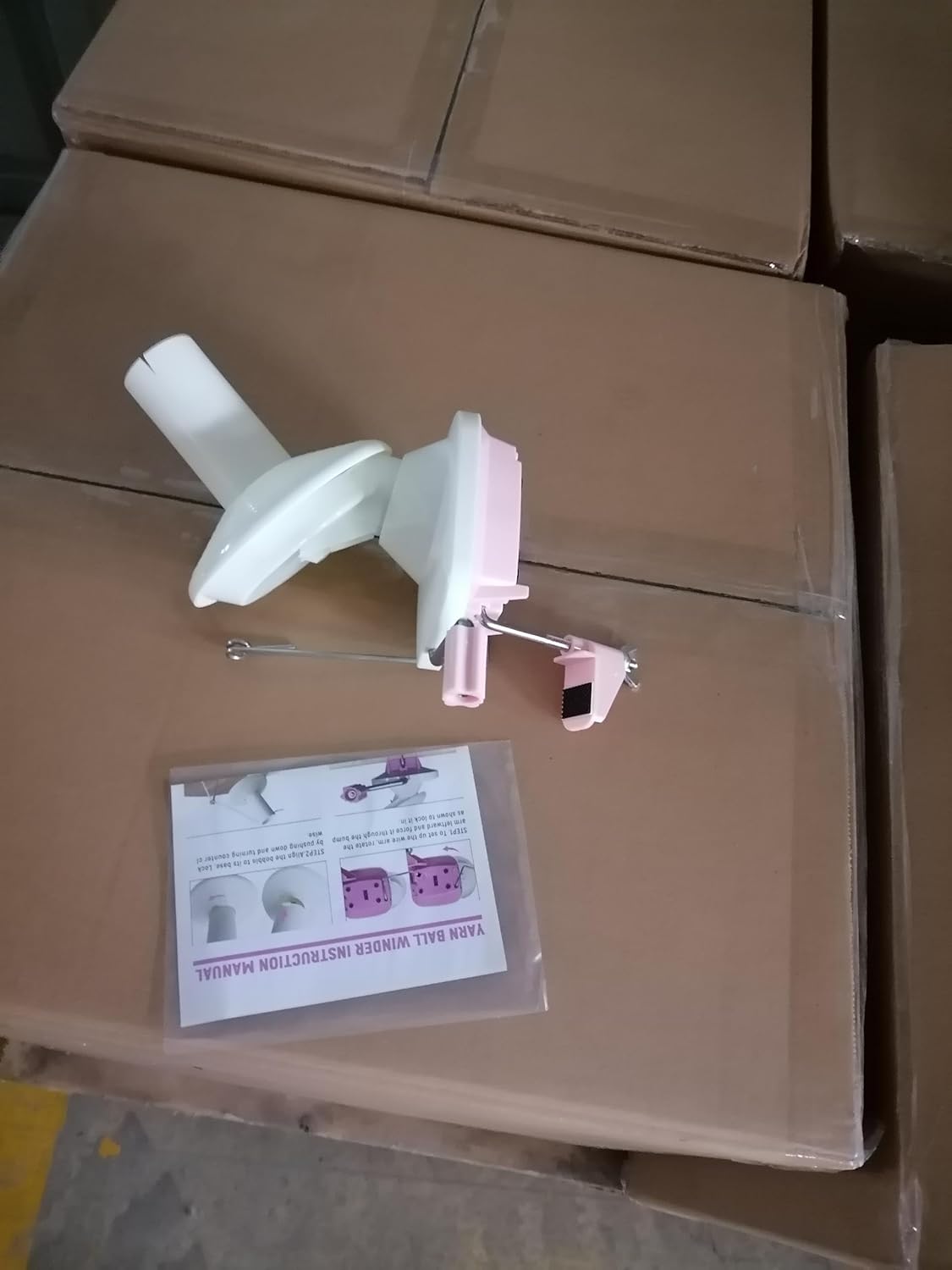 Amazon.com: IVWNNN Yarn Winder Hand Operated Yarn Ball Winder Pink Yarn ...
