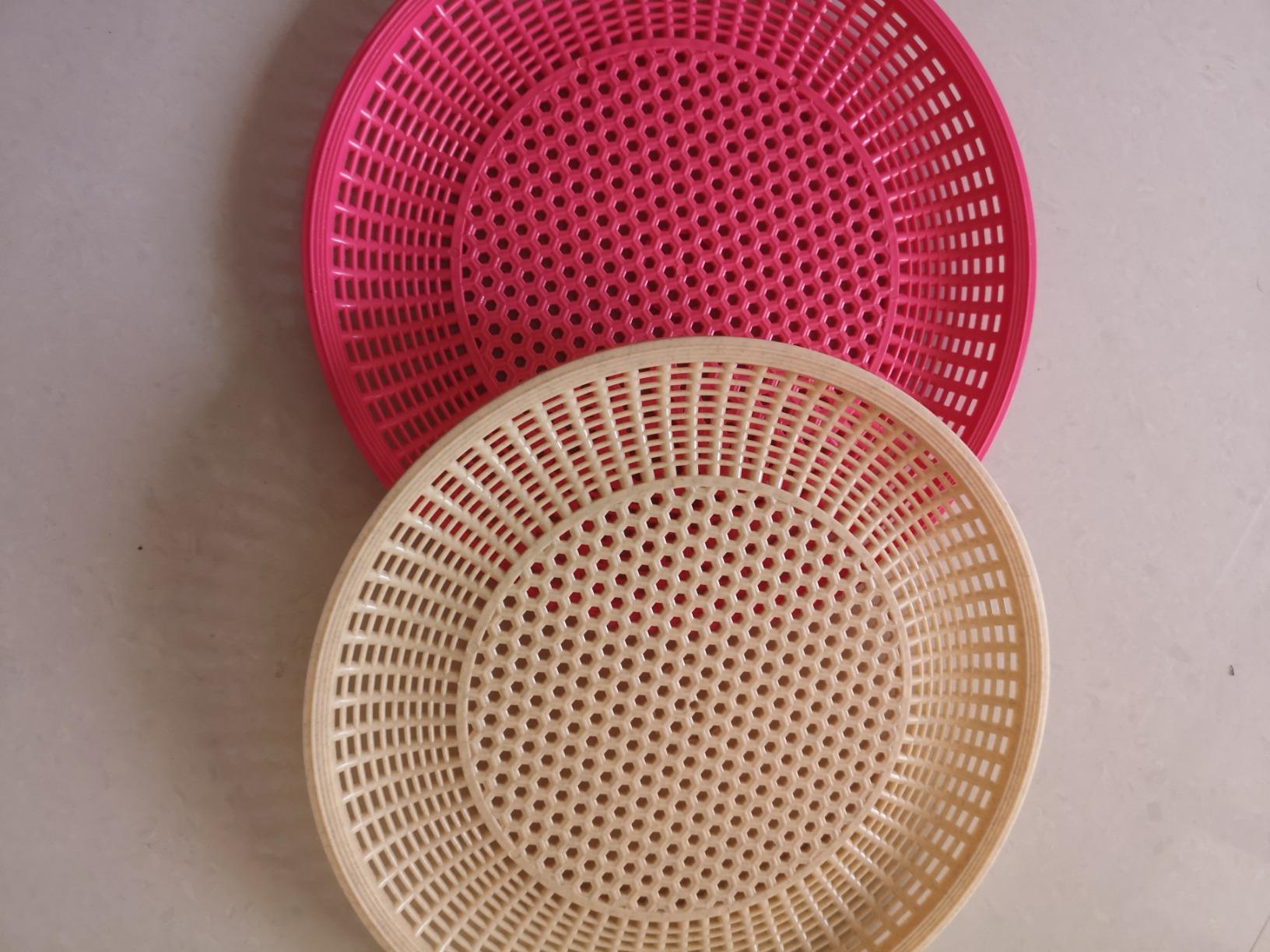 Regalo Unbreakable 100% Food Grade Plastic Roti Tray (7 inches) (4 ...