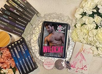The Wildcat (Playing To Win): Matthews, Bella: 9798878854177: Amazon.com: Books