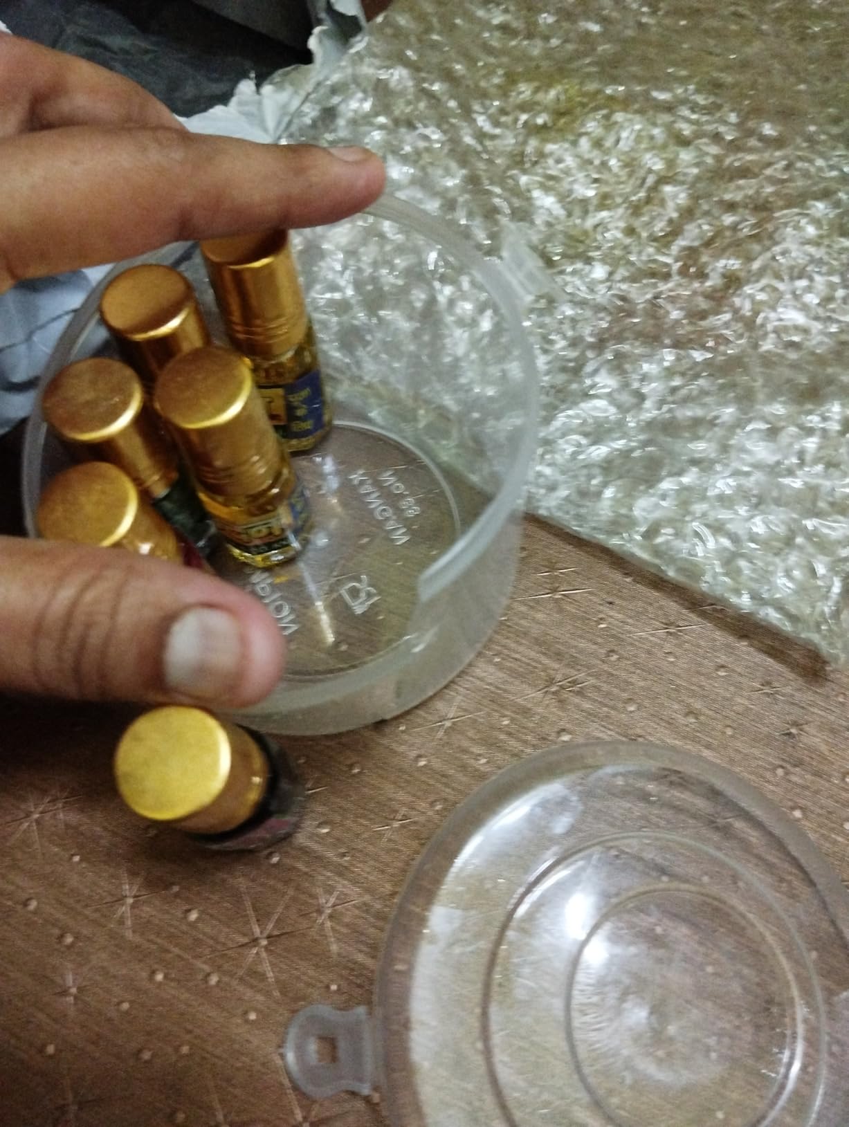 Generic Itra for Pooja or Personal use (Pack of 6 Bottles of 10 ml Each ...