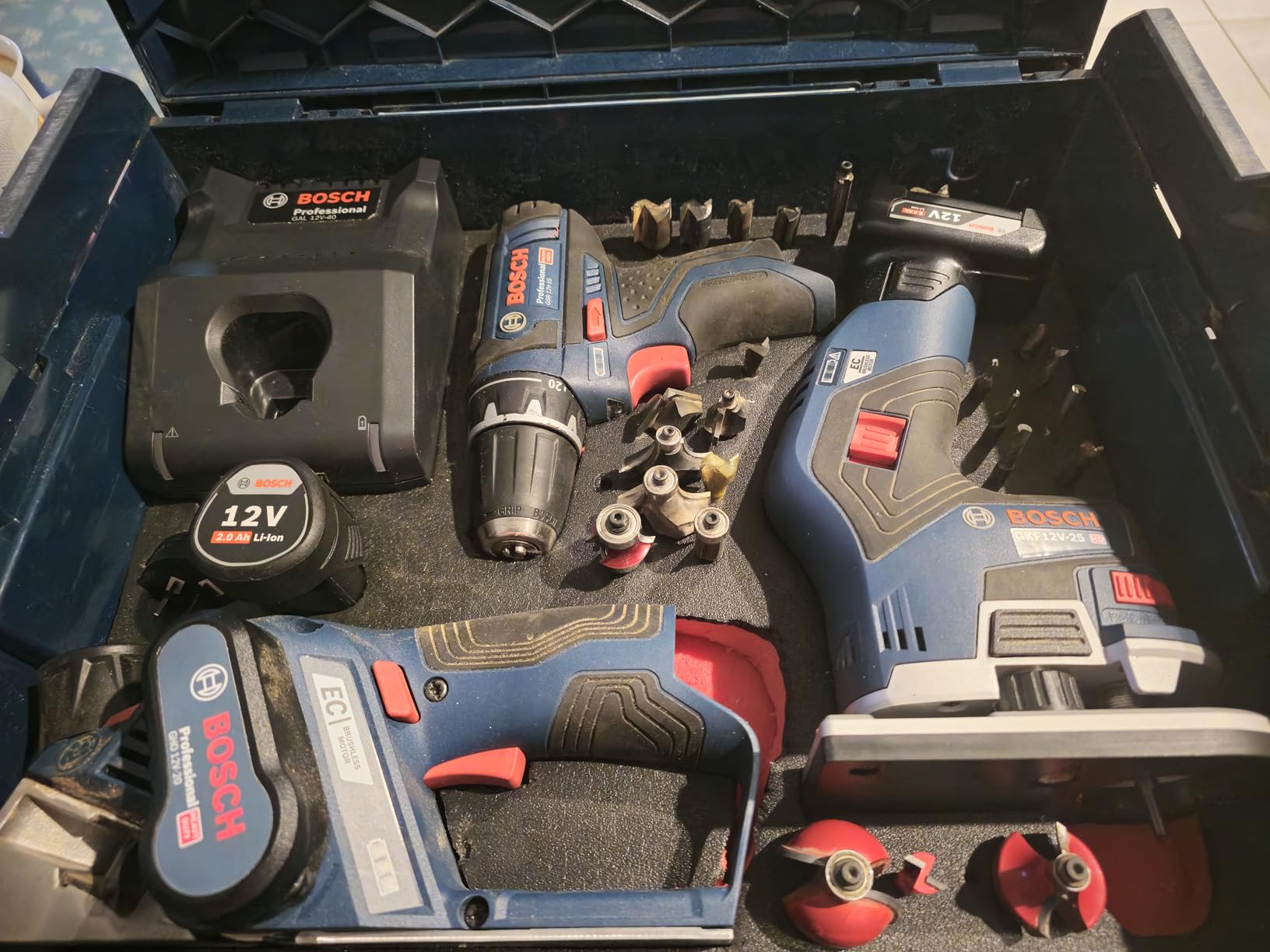 Bosch 12V Max EC Brushless Palm Edge Router (Bare Tool) GKF12V-25N ...