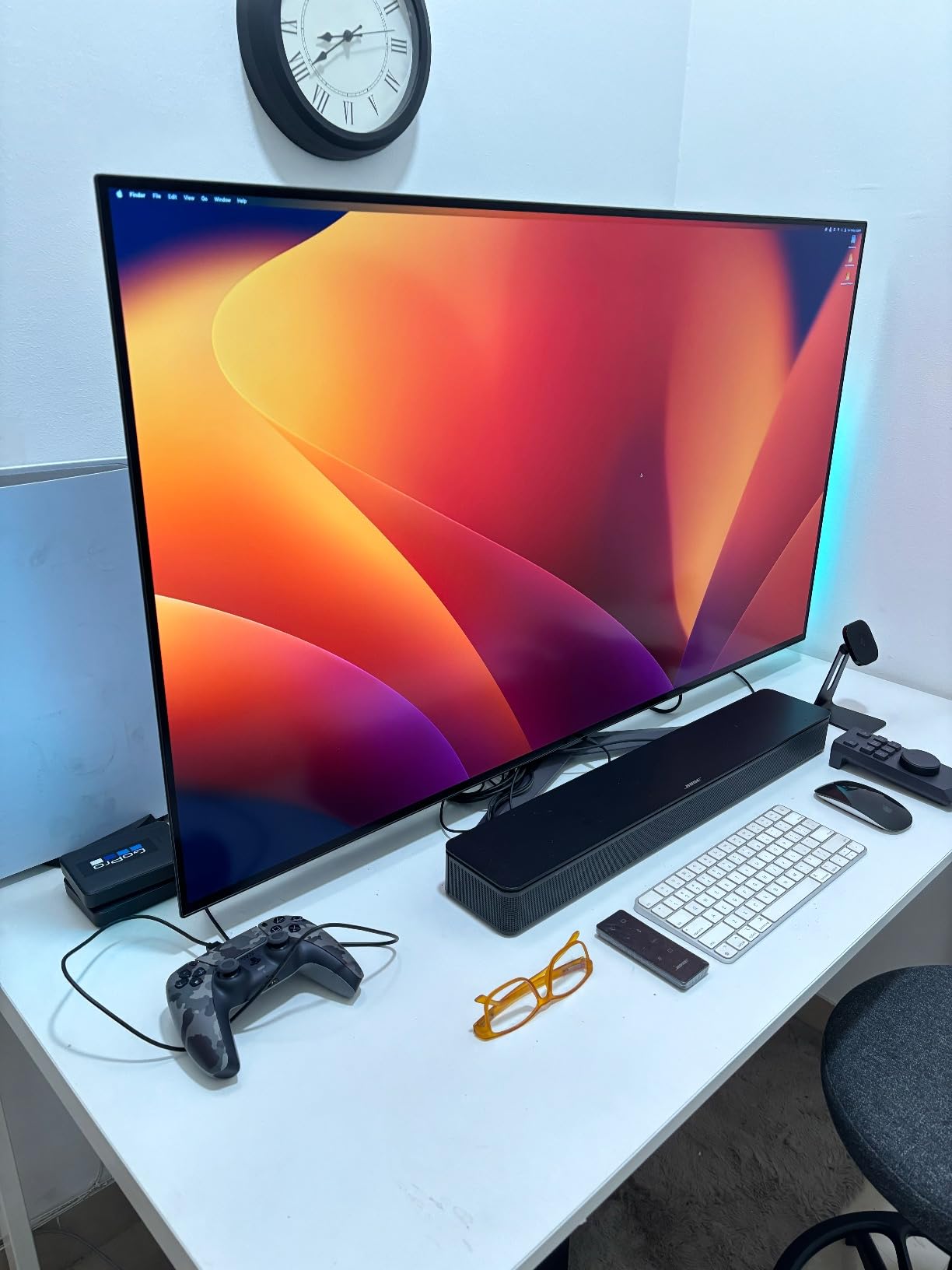 LG Ultragear Uhd 4K OLED Gaming Monitor 122 Cm(48 Inch) 3840 X 2160,0.1 ...