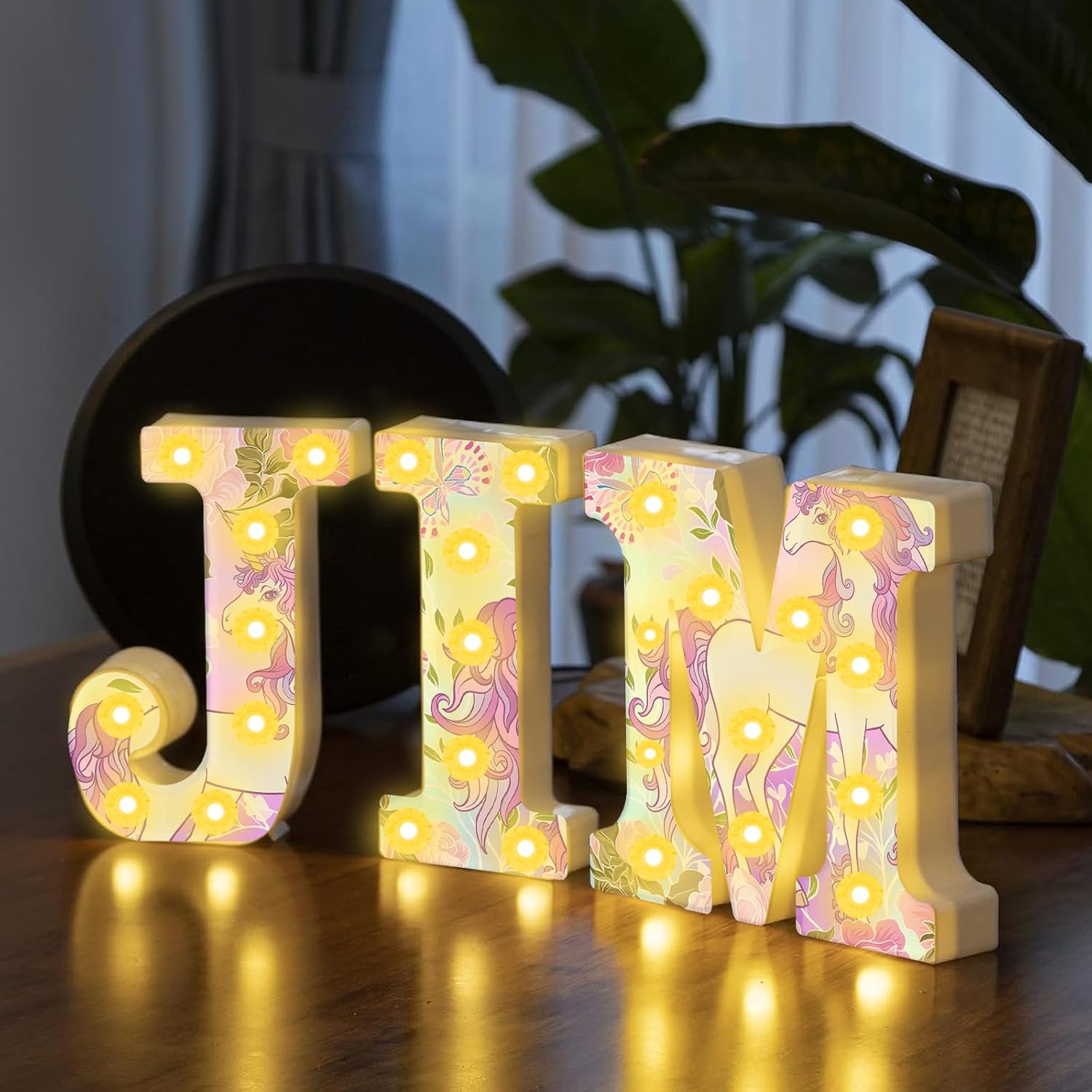 Letras iluminadas, letras LED con purpurina, letras de marquesina con ...