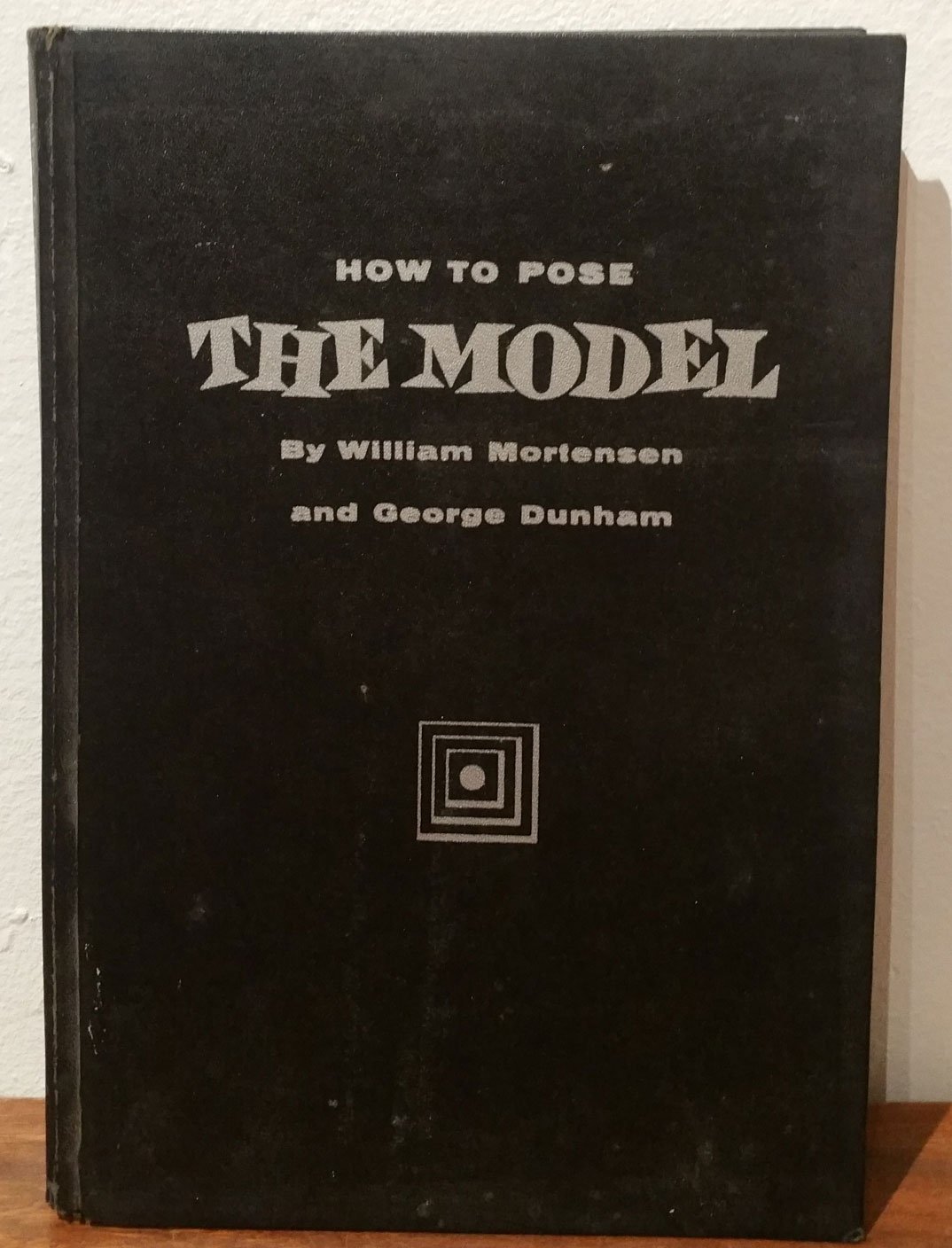 How to pose the model, ([A Camera Craft plus value book]) | Amazon.com.br