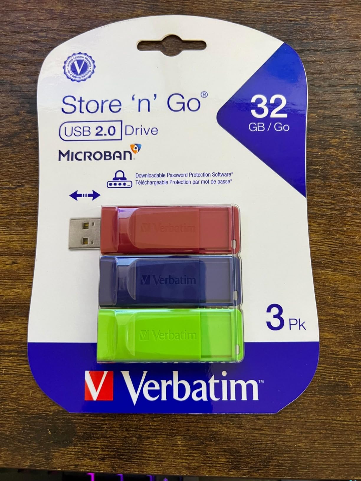 Amazon.com: Verbatim 8GB Store 'n' Go USB Flash Drive - PC / Mac ...