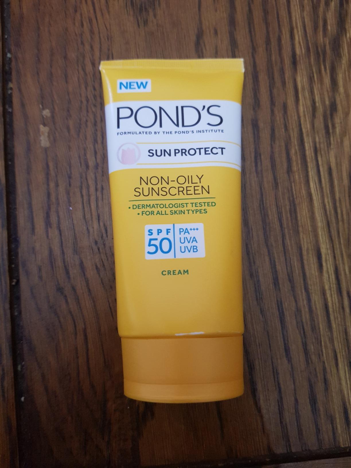 POND'S SPF 50 Sun Protect Non-Oily Sunscreen, 80 g : Amazon.in: Beauty