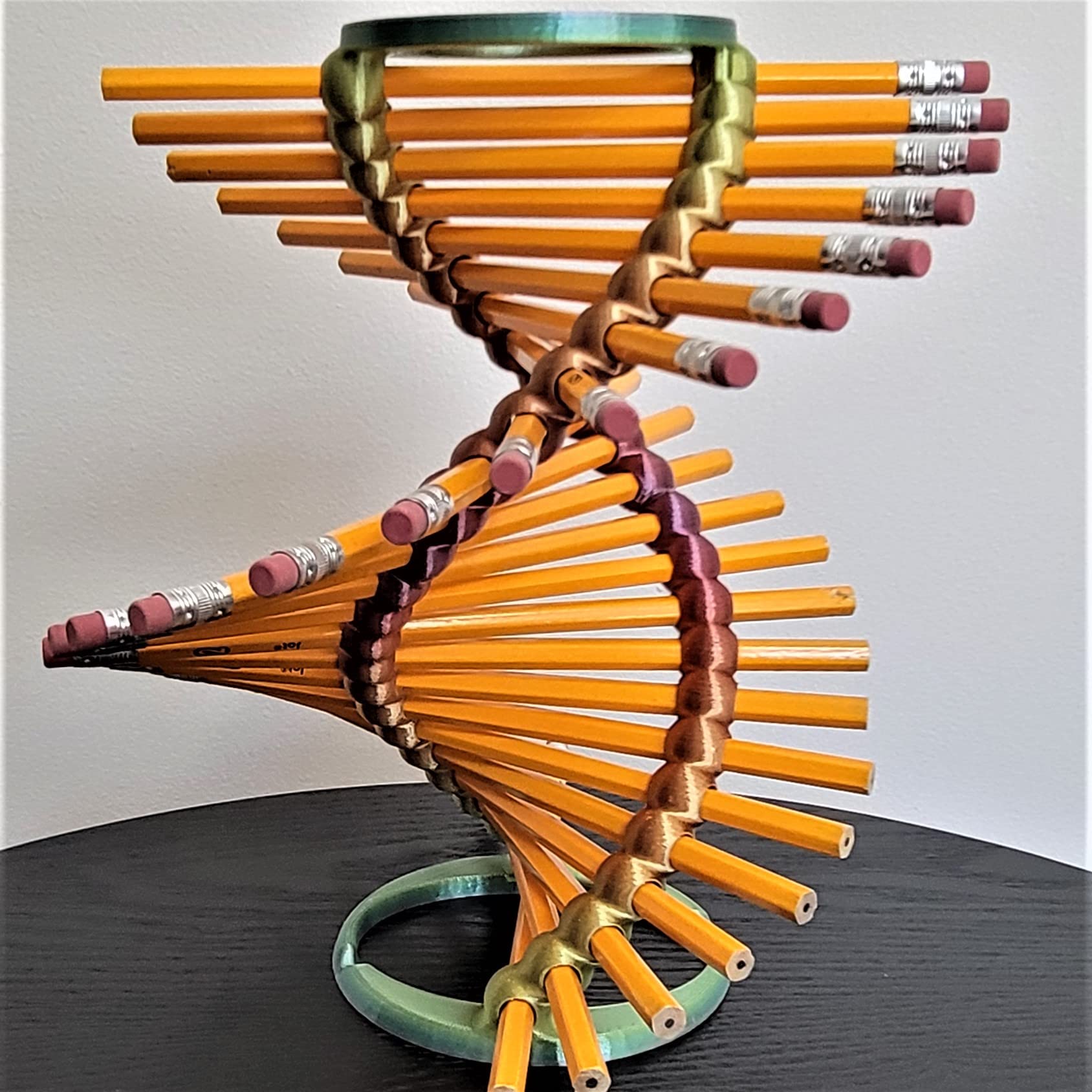 Amazon.com: Znet3D DNA Helix Pencil Holder - 9" inches tall - holds 24 ...