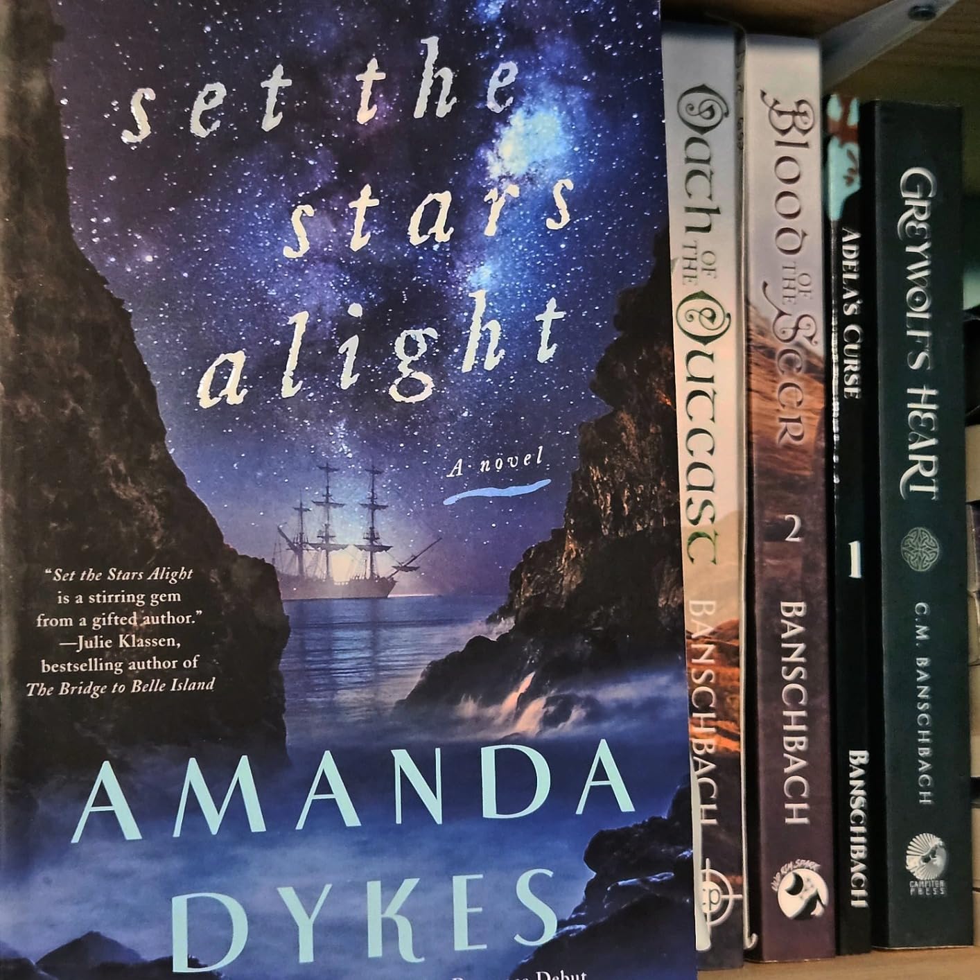Set the Stars Alight: Dykes, Amanda: 9780764236334: Amazon.com: Books