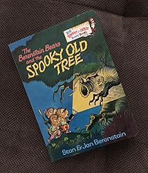 Amazon.com: The Berenstain Bears and the Spooky Old Tree: A Picture ...