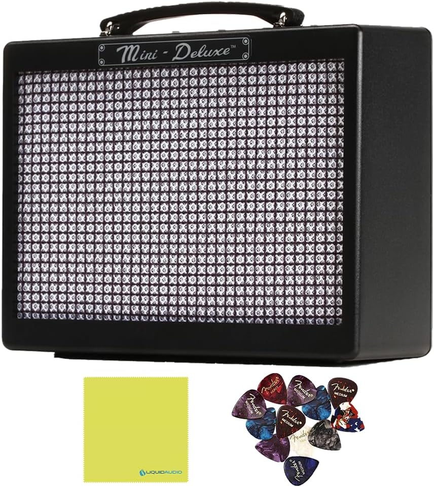 Amazon.com: Fender MD20 Mini Deluxe Guitar Amp Kit with 12 Picks and ...