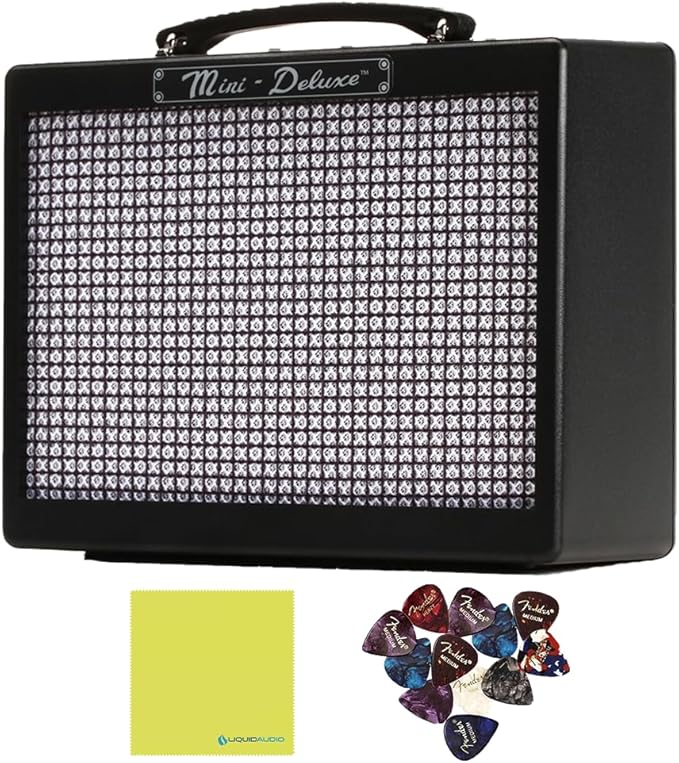 Amazon.com: Fender MD20 Mini Deluxe Guitar Amp Kit with 12 Picks and ...