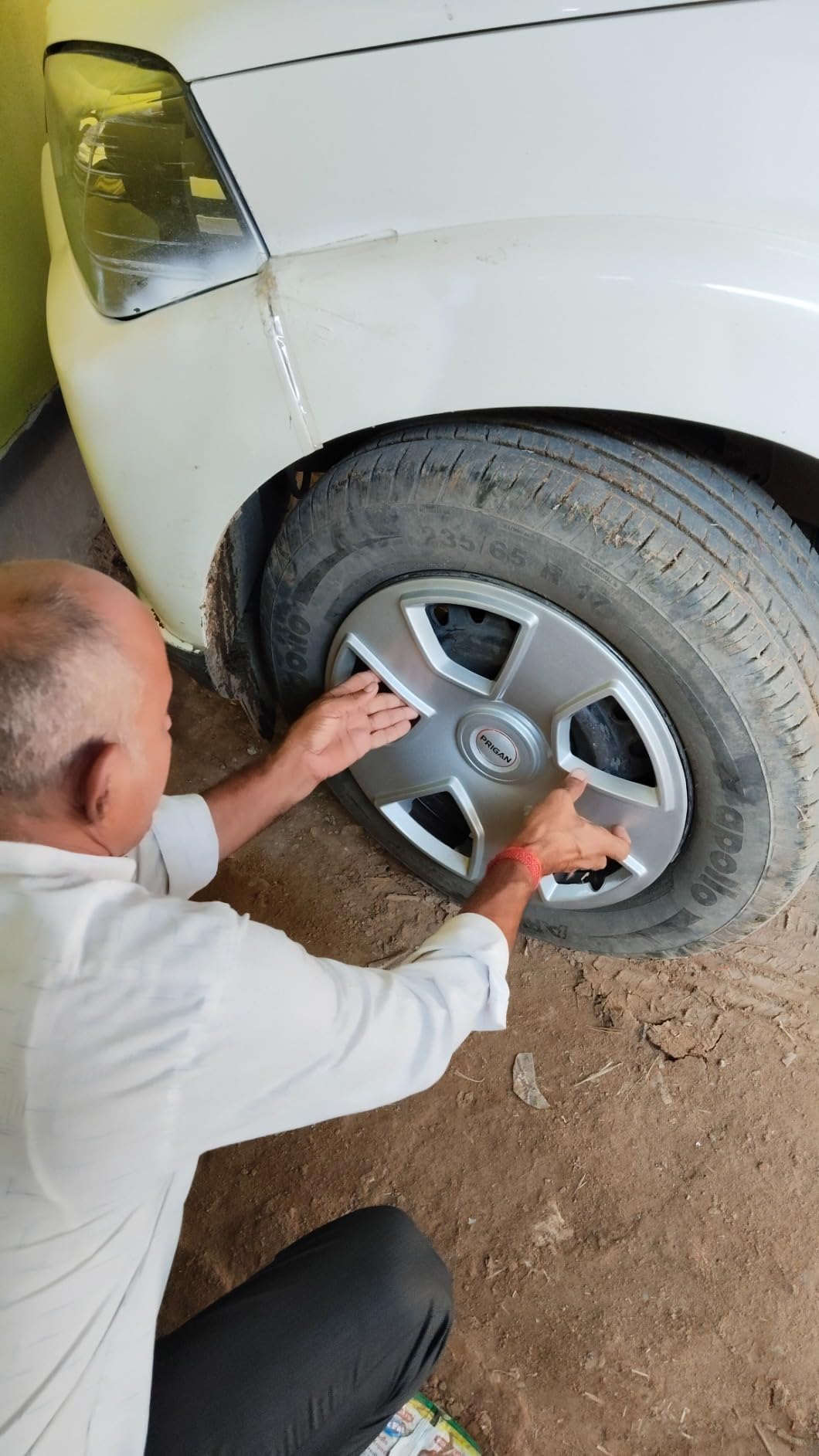 Prigan Scorpio Silver (Size 17 Inch) Wheel Cover/Wheel Cap Universal ...
