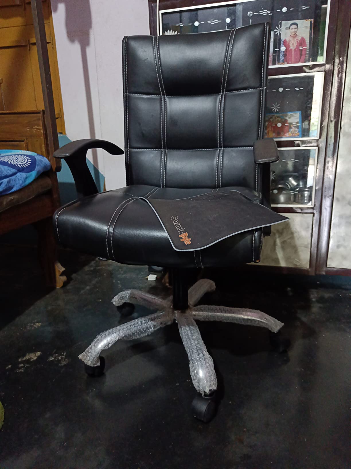 P P CHAIR Steel Base Suitable for Steel, Polyurethane Every revolving ...