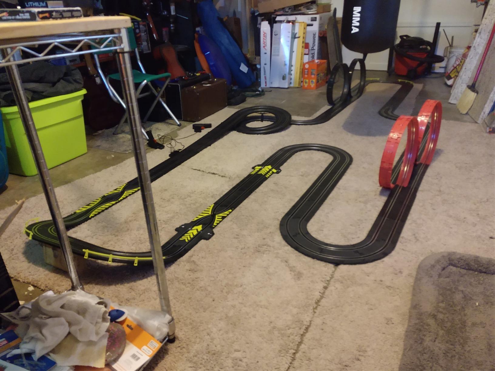 Amazon.com: Artin Super Loop Speedway Slot Car Racing Set Slot Car Set ...