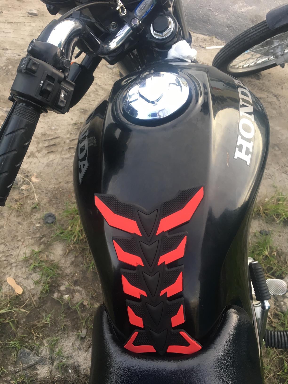 Amazon.com: TAKPART Motorcycle Fuel Tank Pads Updated Glue Stick 3D ...