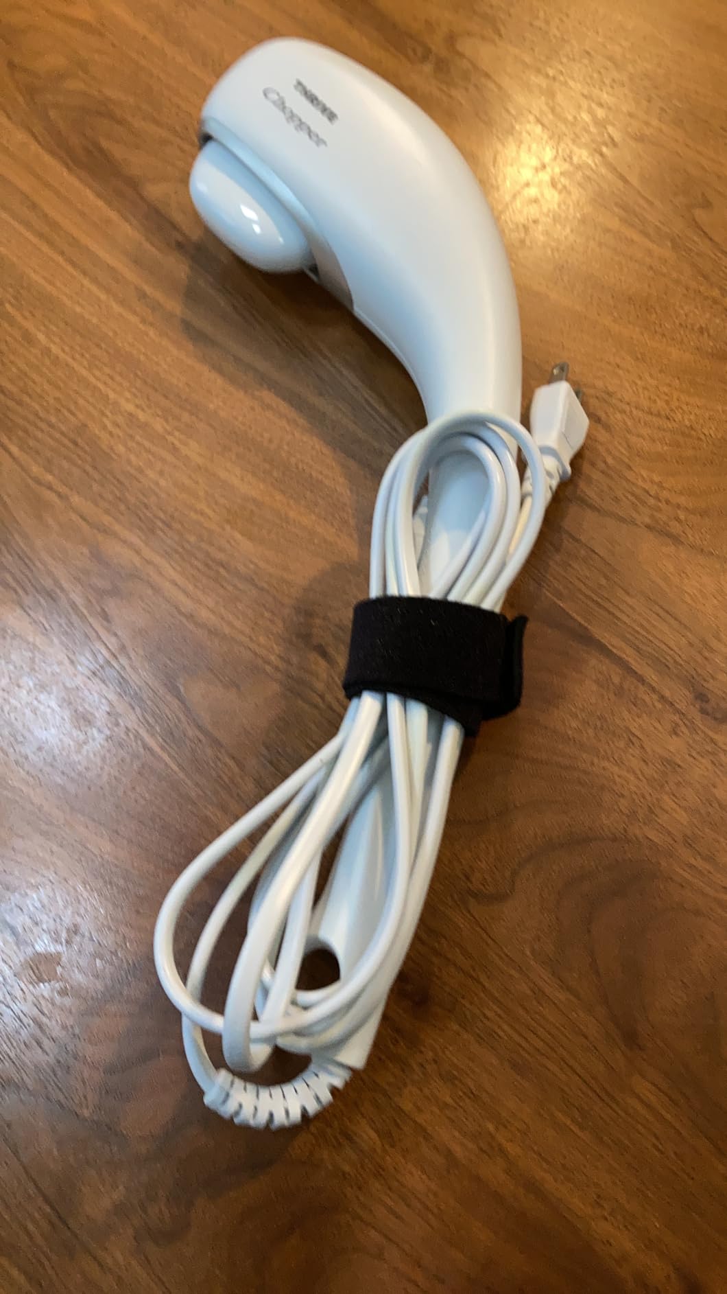 Amazon | スライヴ Chopper チョッパー 「心地よい振動で手軽にマッサージ」 ハンディマッサージャー MD-8302 ホワイト 管理医療機器 | THRIVE(スライヴ ...