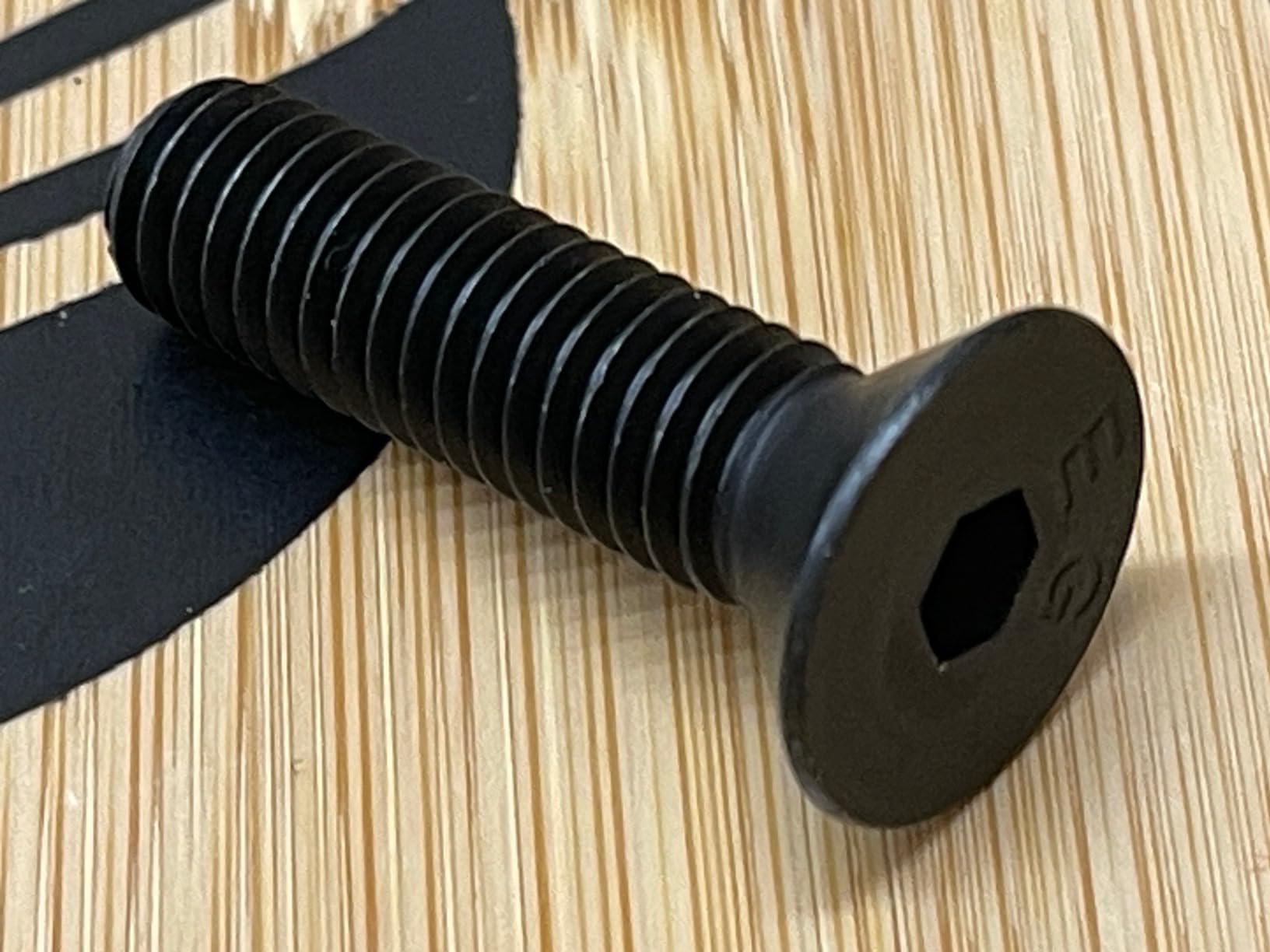 DTGN 1/4-20x1-1/2" Flat Head Socket Cap Screws, 20 Pack Hex Socket Flat ...