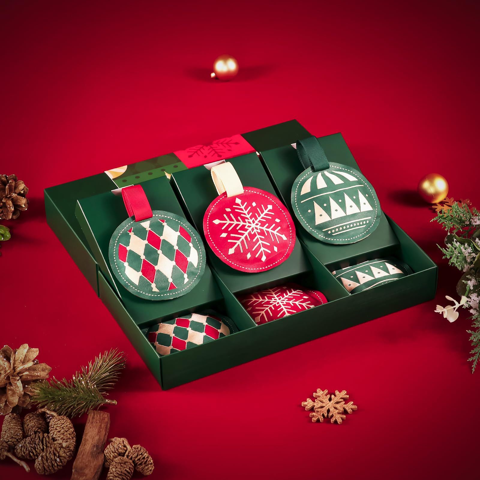 Amazon.com: Netbors 3.35inch Round Christmas Scented Sachet Bags Set of ...