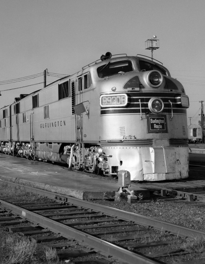 Streamlined Diesel Locomotives NEW YORK CENTRAL STREAMLINED STEAM