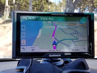 Amazon.com: Garmin Drive 60 USA LMT GPS Navigator System with Lifetime ...