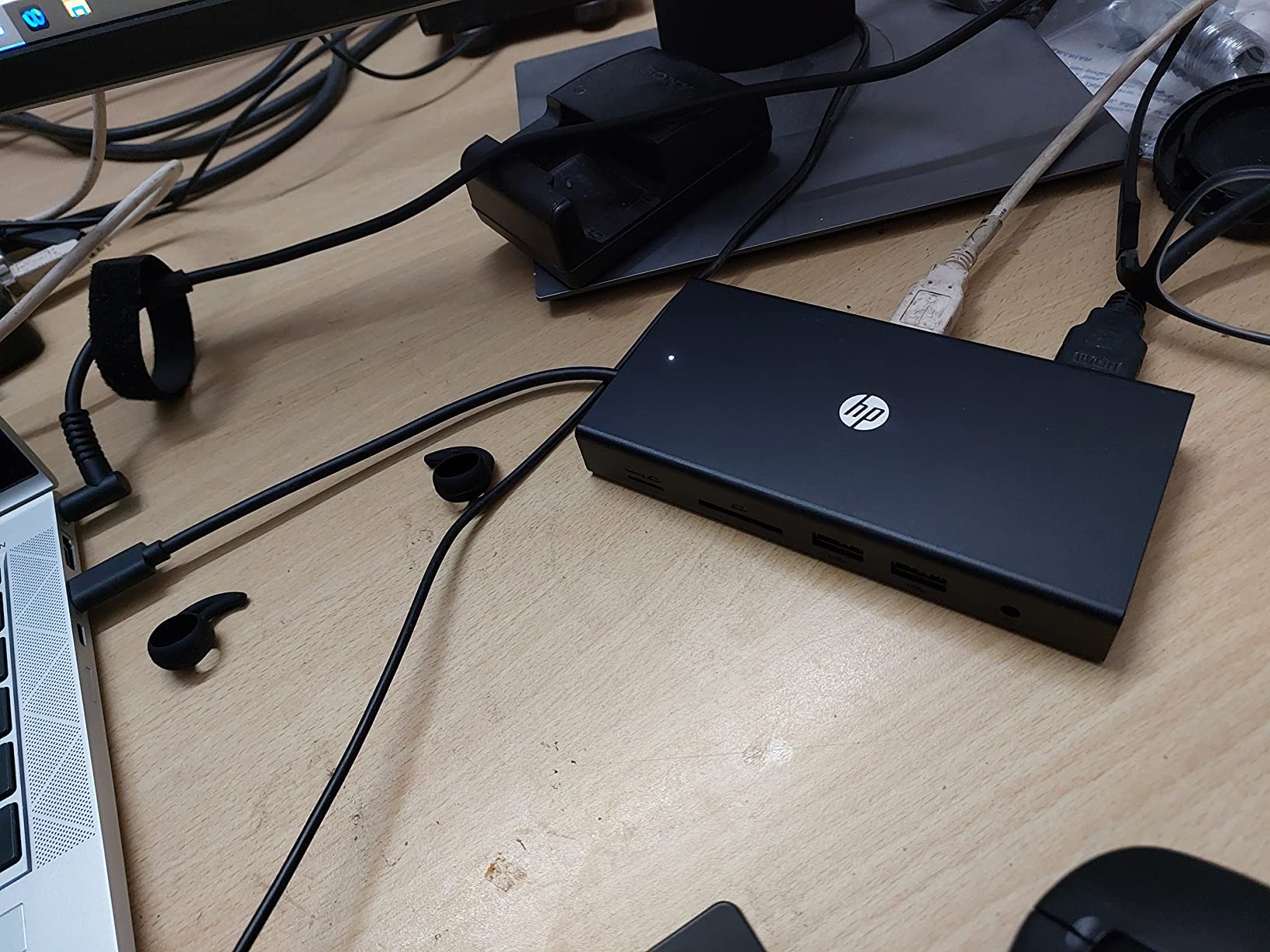 HP Travel USB-C Multi Port Hub Docking Station with USB-C, RJ-45, HDMI ...