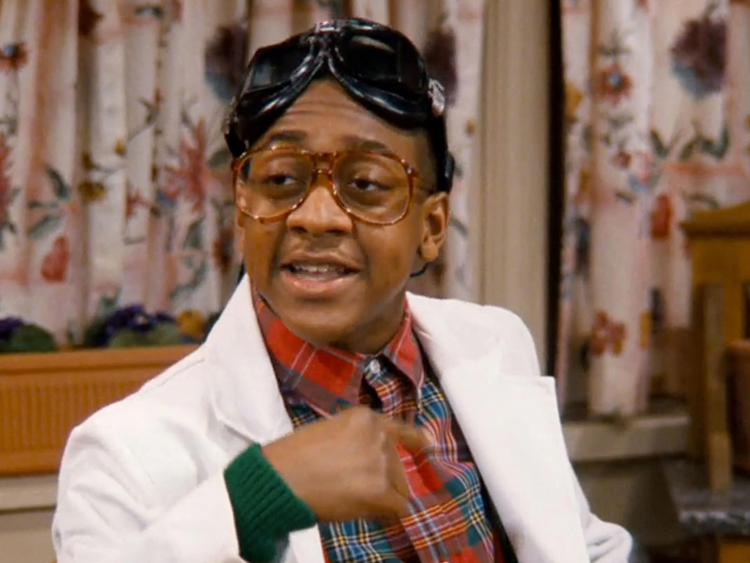 Watch Family Matters - Season 4 | Prime Video