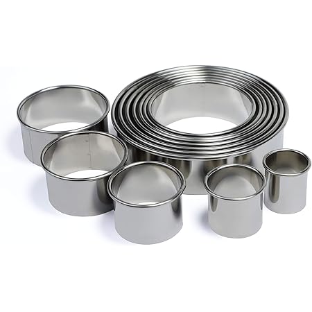 Amazon.com: RIHAI Stainless Steel Round Cookie Cutter Set, 12 Circular ...