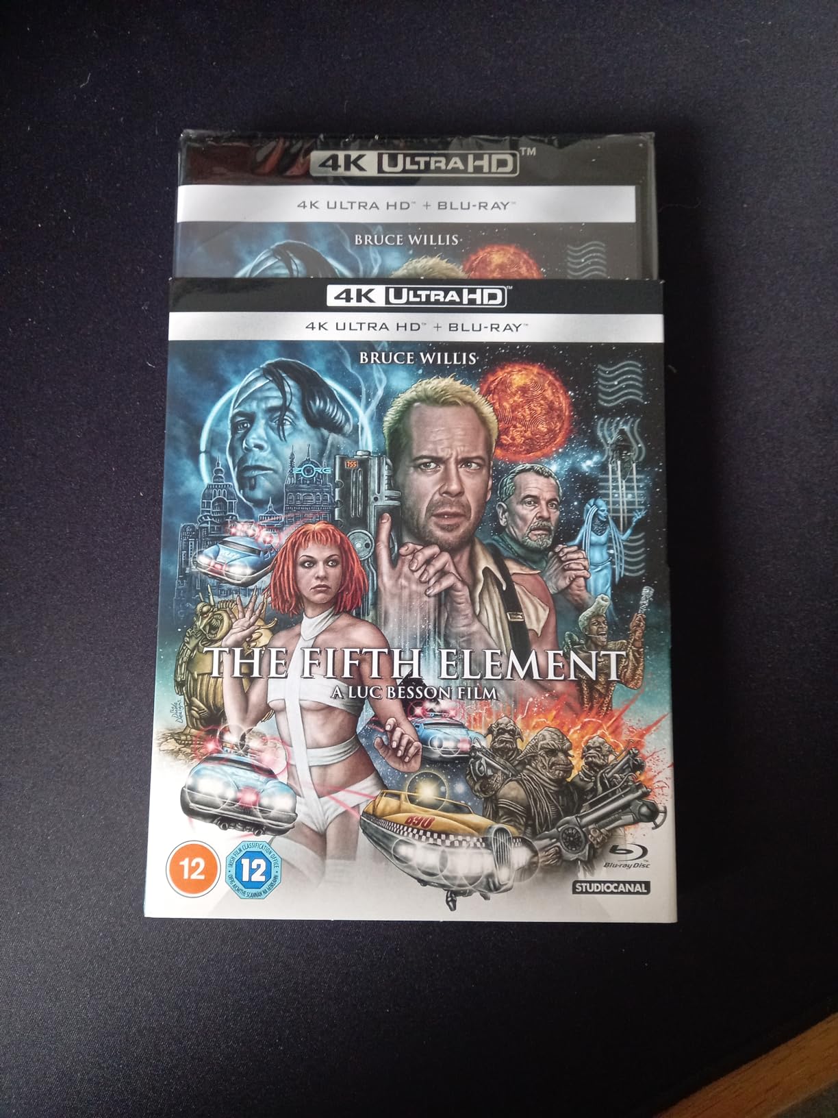 The Fifth Element 4k Ultra-HD [Blu-ray] [2020]: Amazon.co.uk: Bruce ...