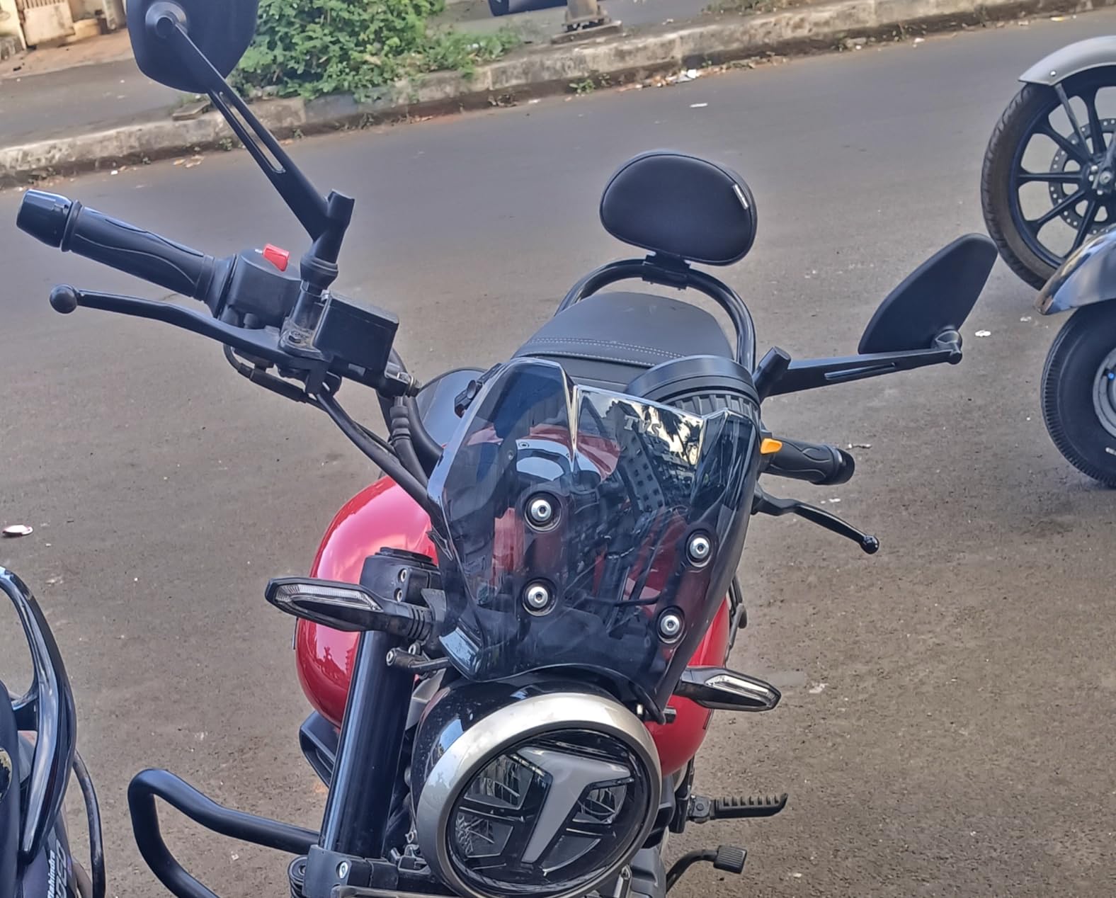 TVS Ronin Windshield Visor | Stylish Wind Deflectors and Protector ...