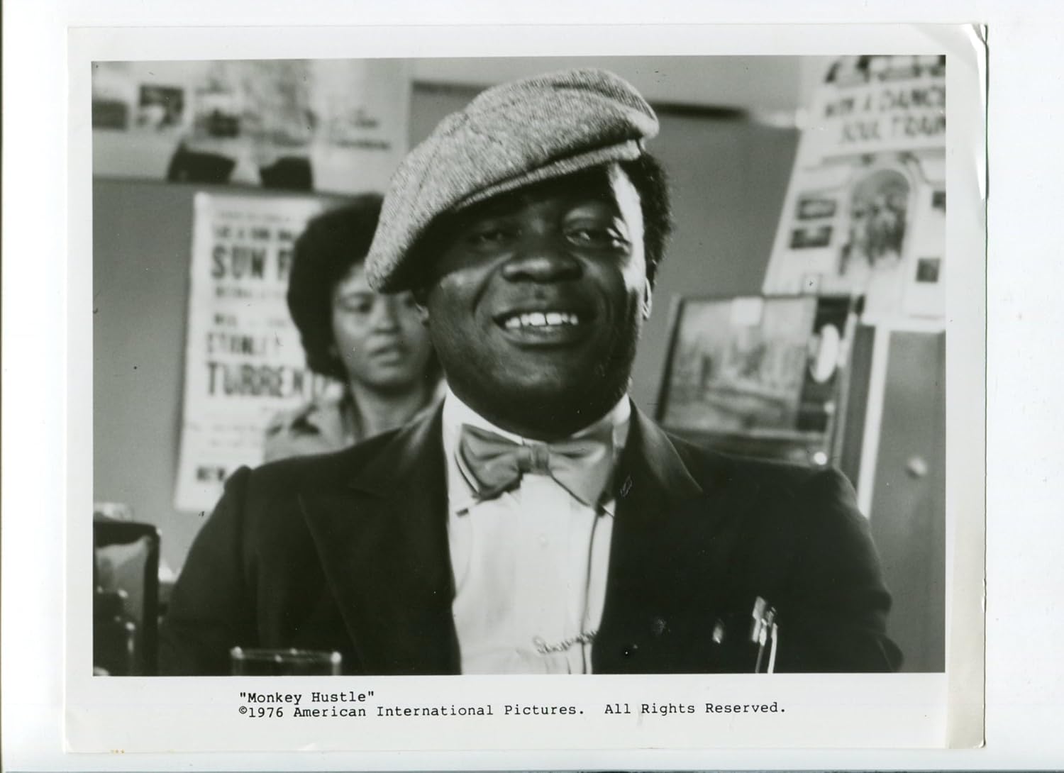 MOVIE PHOTO: Monkey Hustle-Yaphet Kotto-8x10-B&W-Still at Amazon's ...