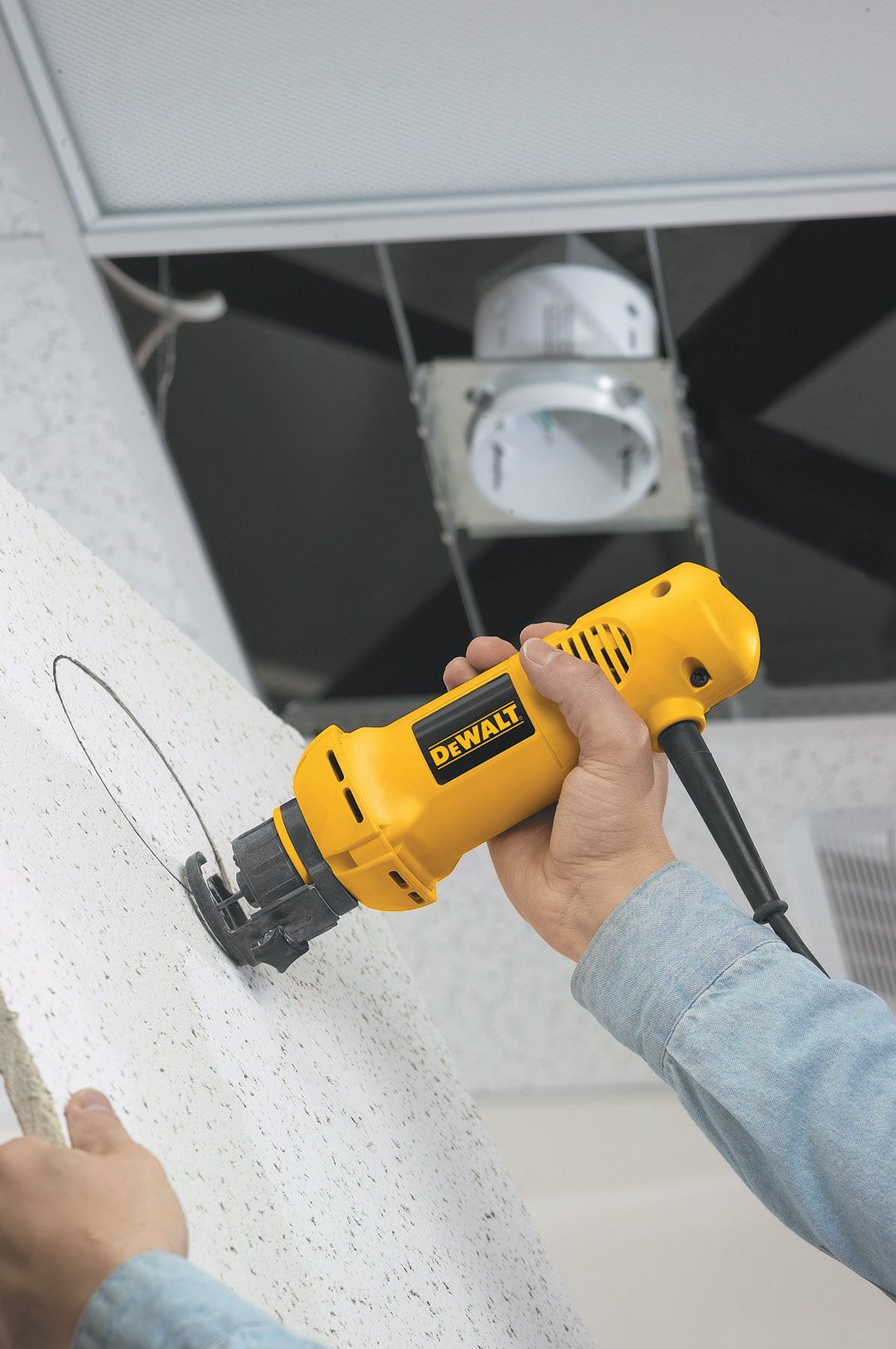 Sierra rotativa DEWALT, pinza...B000051WQX | Encarguelo.com