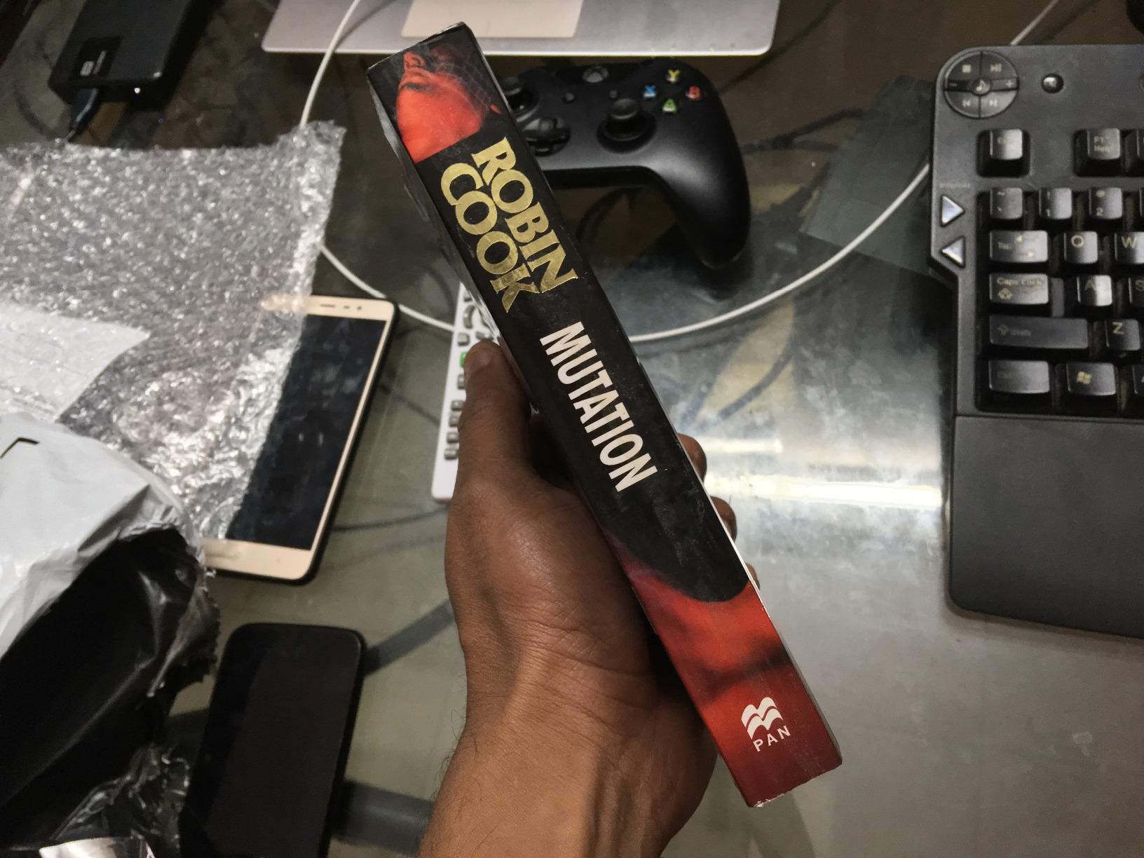 Mutation : Cook, Robin: Amazon.in: Books