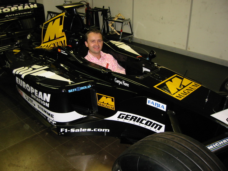 Amazon.co.uk: Simon Vigar: books, biography, latest update