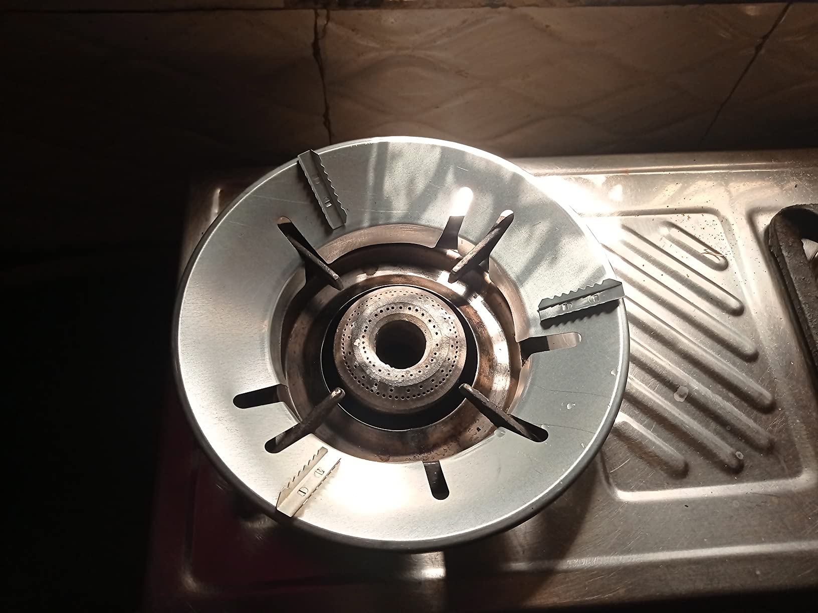 METALHOTGas Stove Burner Stand Gas Saver Jali Windproof Gas Stand for ...