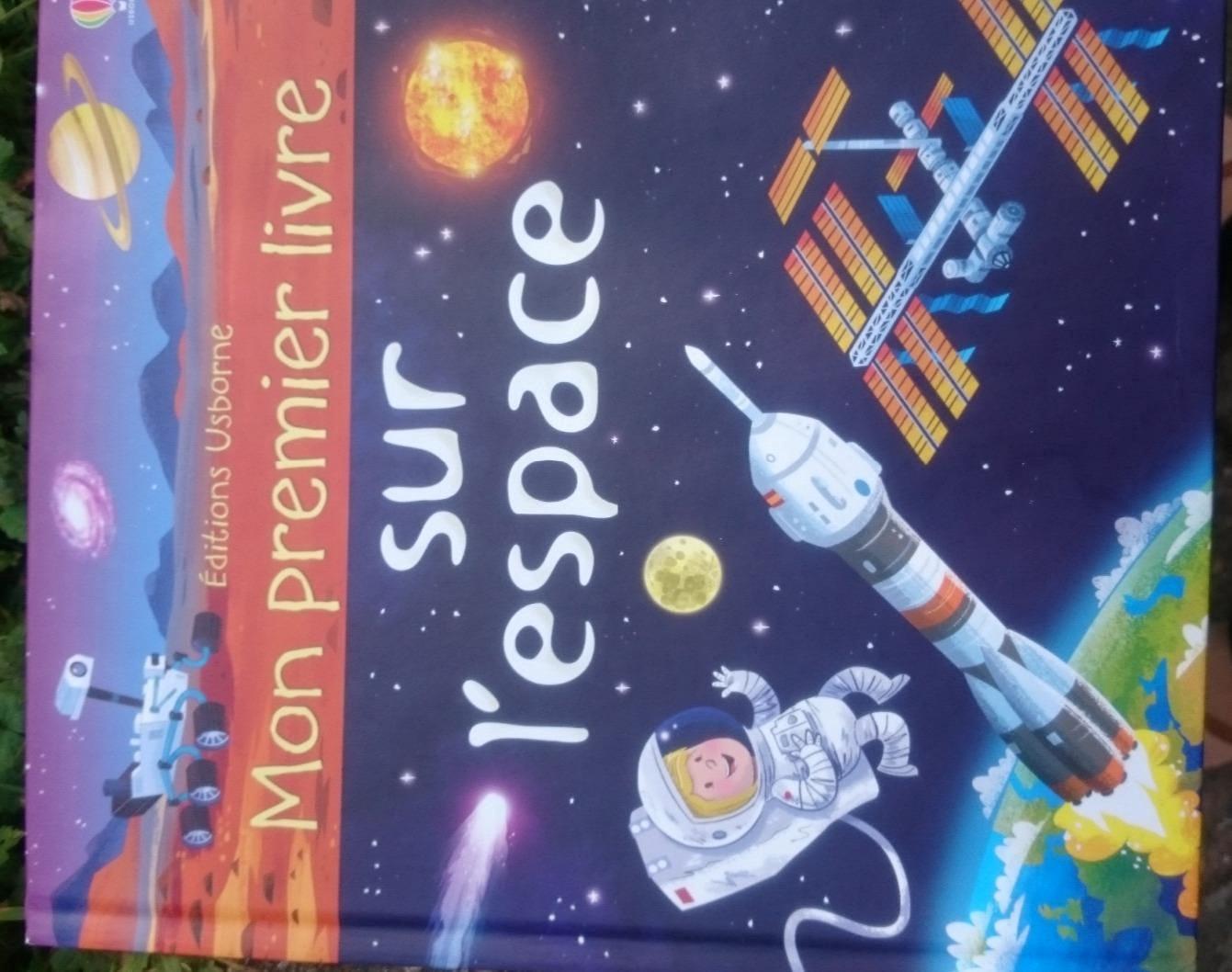 Mon premier livre sur l'espace : Bone, Emily, Cosgrove, Lee, Reese ...